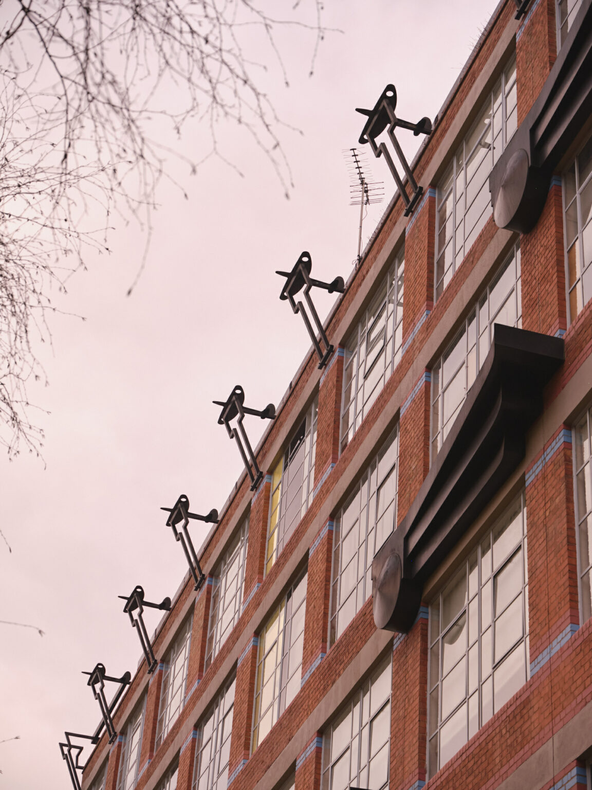 Palmer Gallery: Inside an Old Aeroworks Factory - FAD Magazine