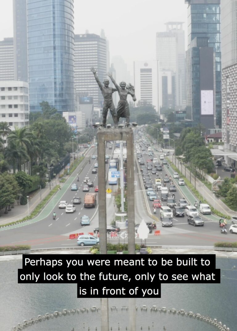 3.-Still-from-Smashing-Monuments-Sebastian-Diaz-Morales-2022-1 - FAD ...