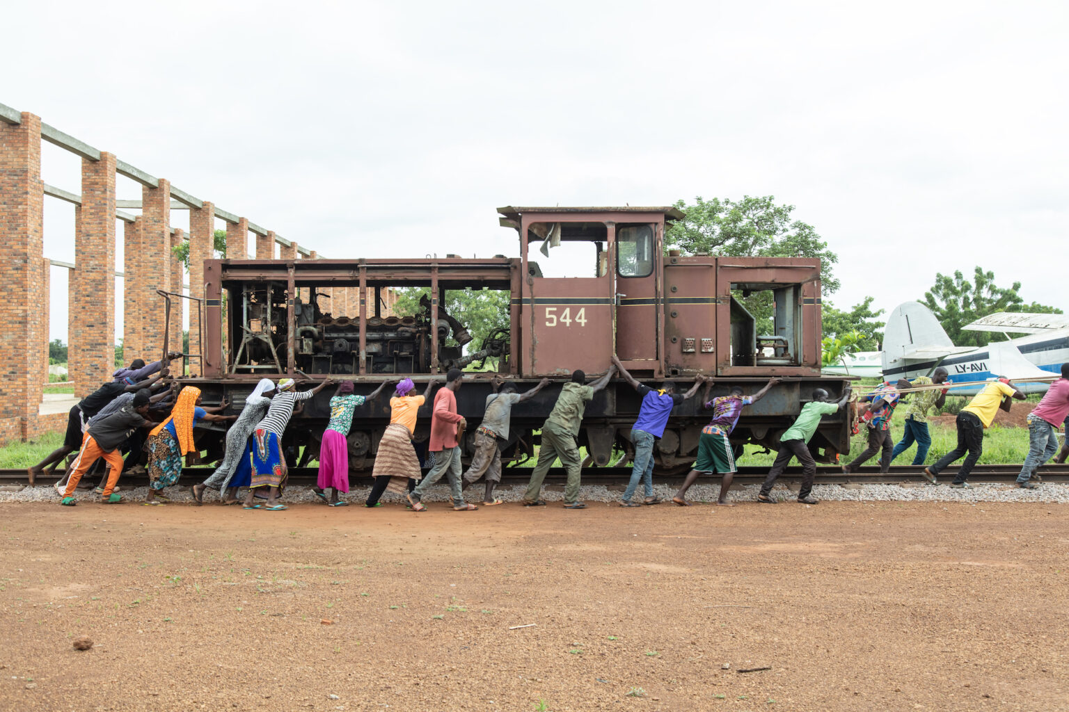 © Ibrahim Mahama. Courtesy of the SCCA and Red Clay, Tamale - FAD Magazine