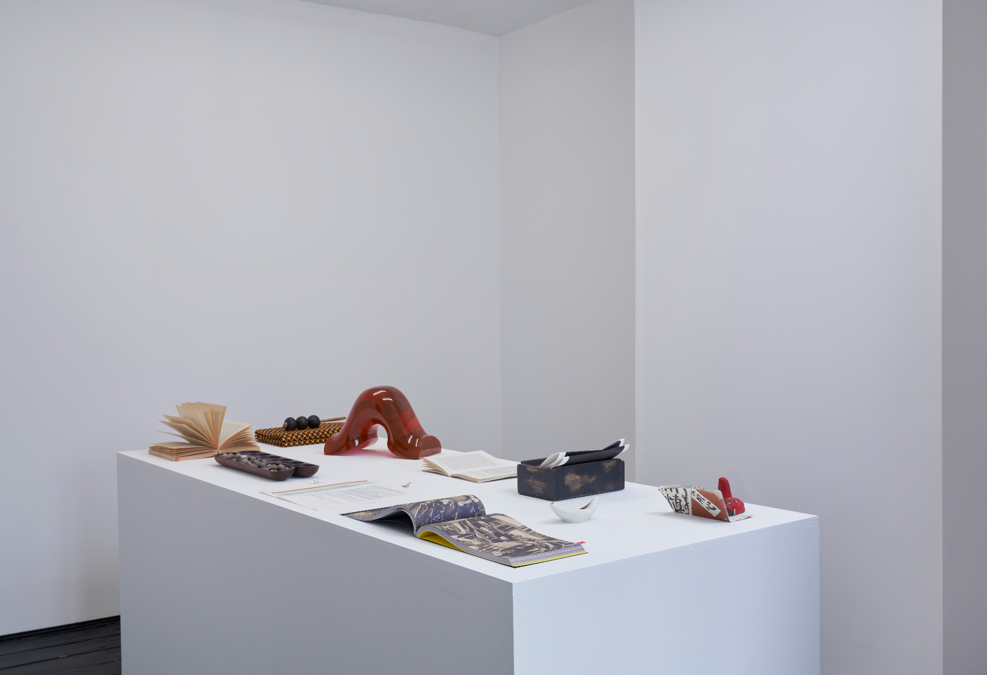 Divine-Southgate-Smith-TEETH-KISSIN-Soup-Gallery-Photography-by-Peter ...