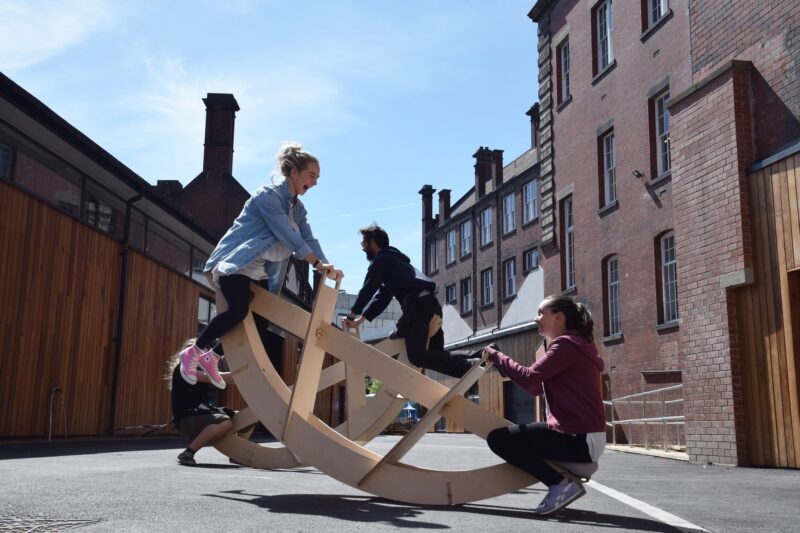 Elliot Macdonald, +PLAY 2 - FAD Magazine