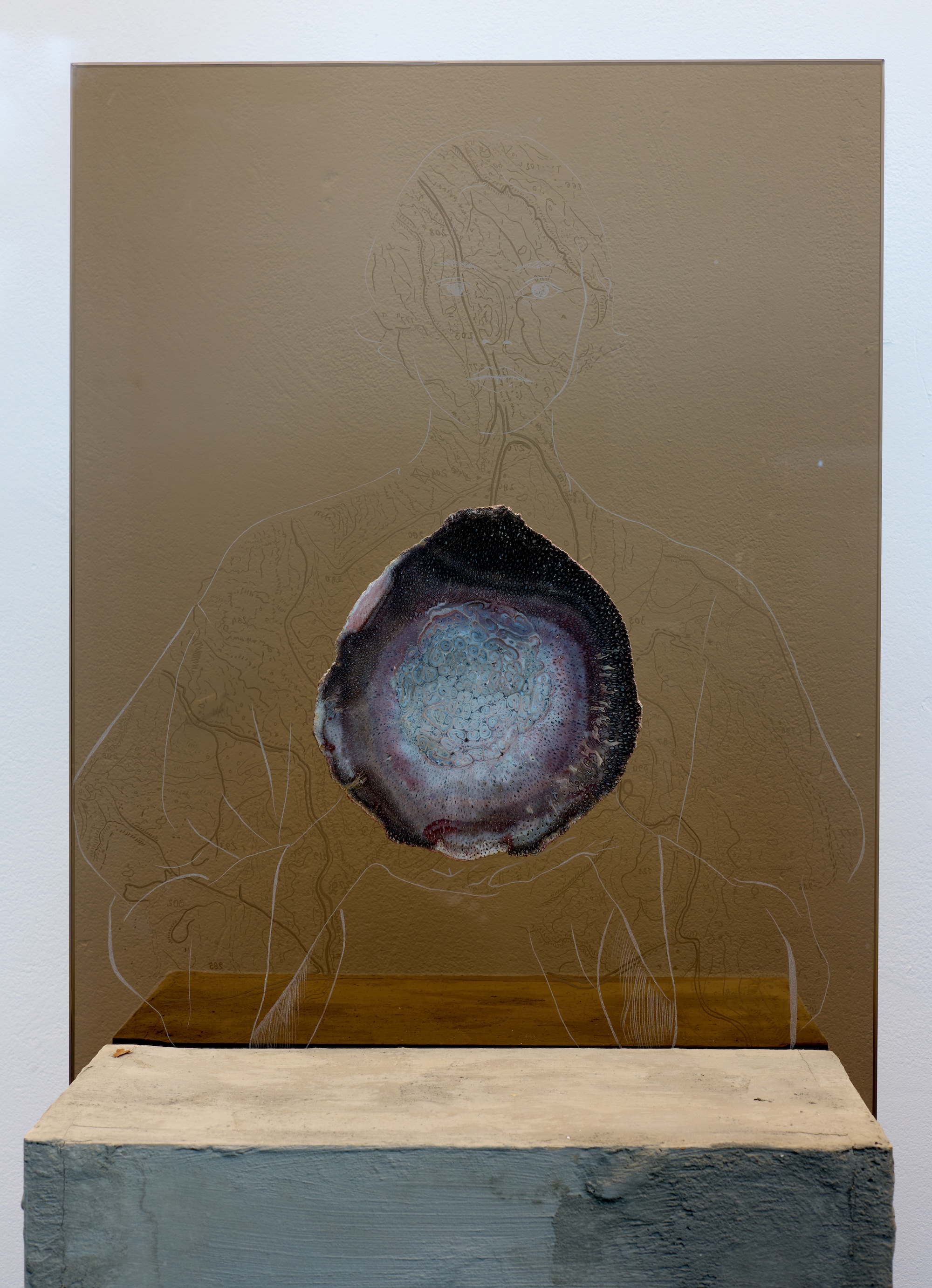 Review: my tongue in my friend’s mouth - FAD Magazine