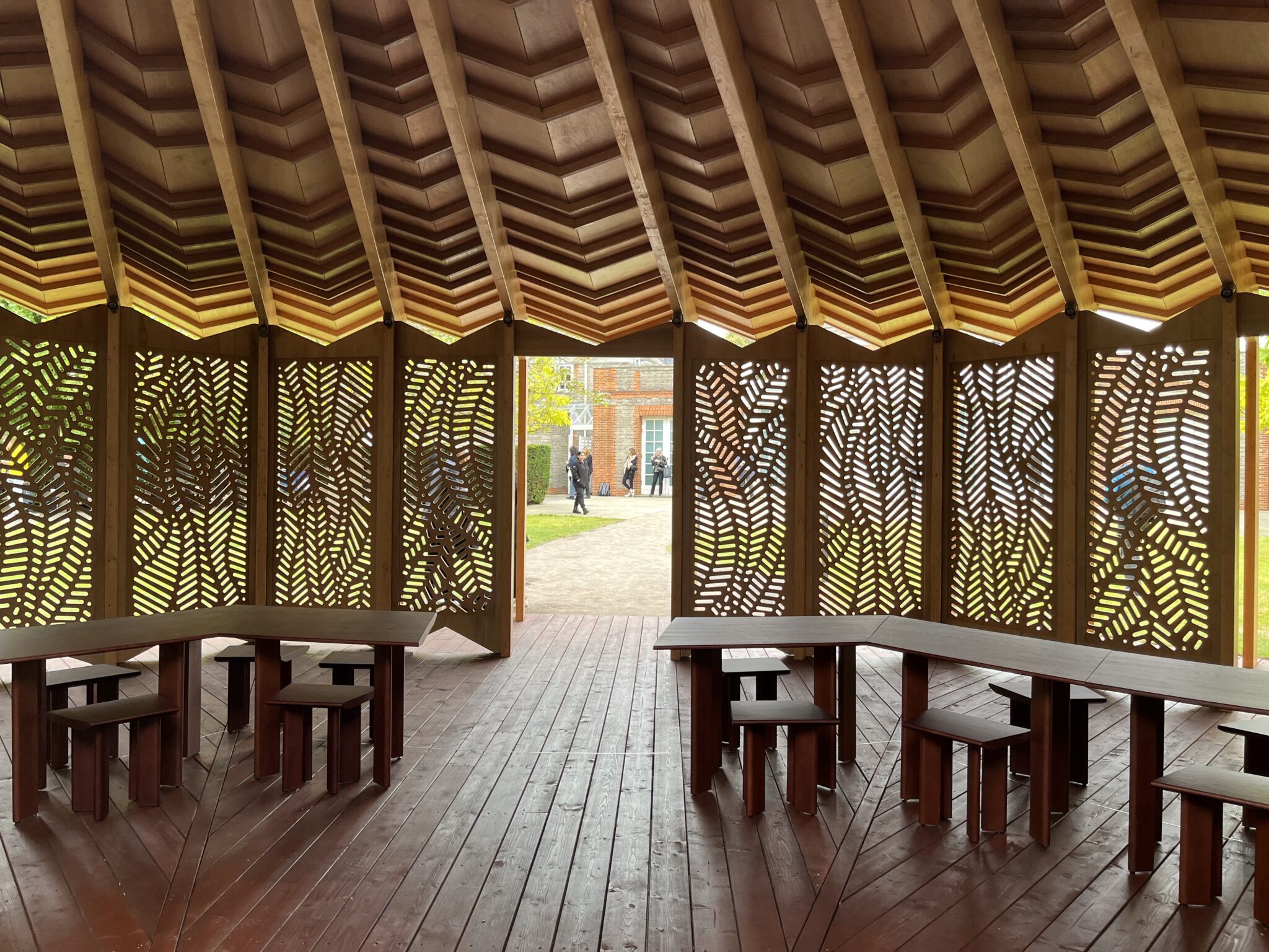 22nd Serpentine Pavillion unveiled À table designed by Lina Ghotmeh ...