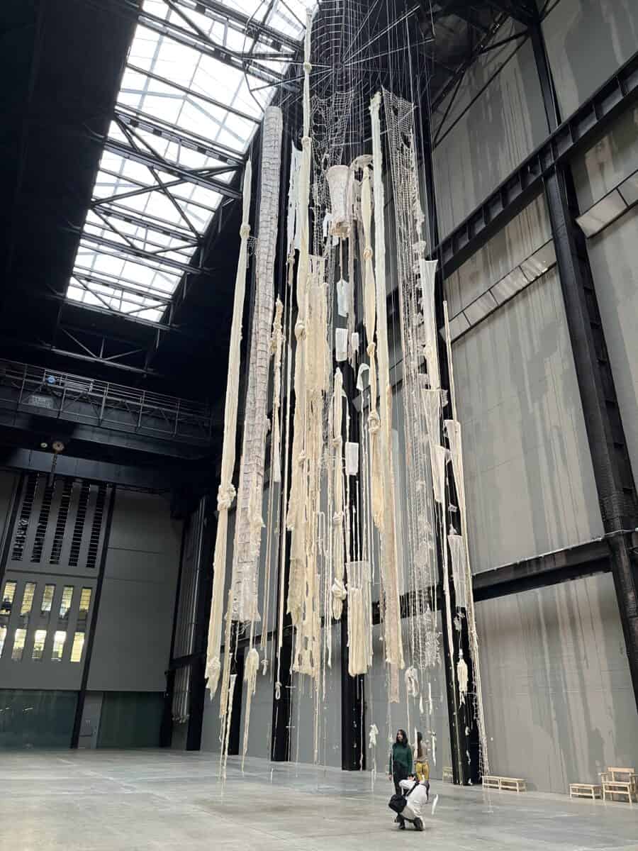 Hyundai Commission: Cecilia Vicuña opens at Tate Modern - FAD Magazine