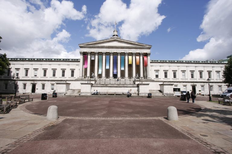 Social Protest: Julia Vogl on why art can change the world - FAD Magazine