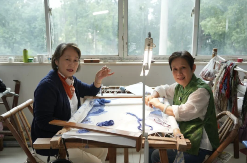 The Awakening of Embroidery - FAD Magazine