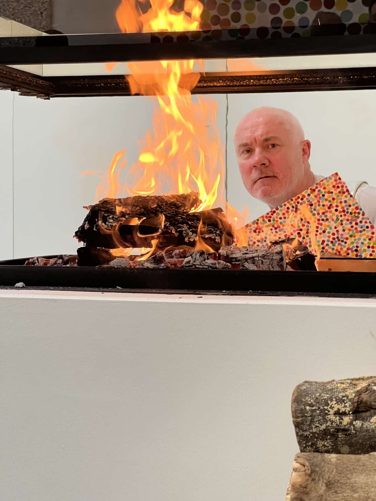 Damien Hirst burned artworks from his first NFT collection. - FAD Magazine