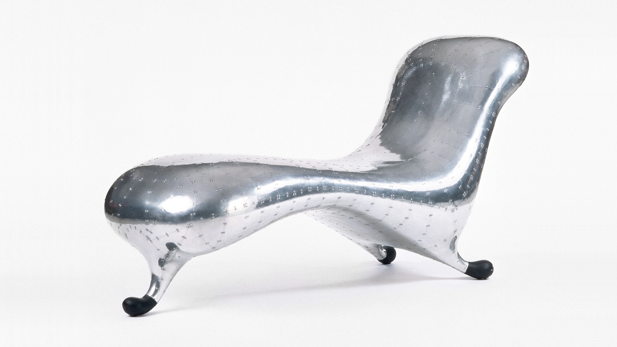 Marc Newson Lockheed Lounge, 1988_2 - FAD Magazine