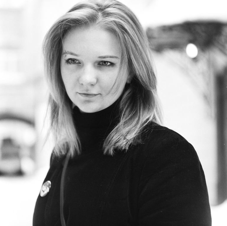 Artist Profile: Natrix Vibakari and Her Art - FAD Magazine