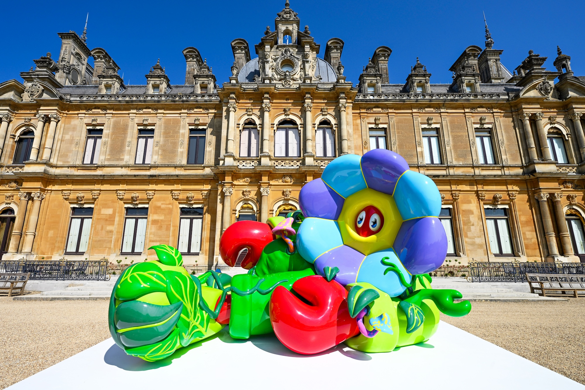Philip Colbert's Lobster Takeover At Waddesdon Manor - FAD Magazine