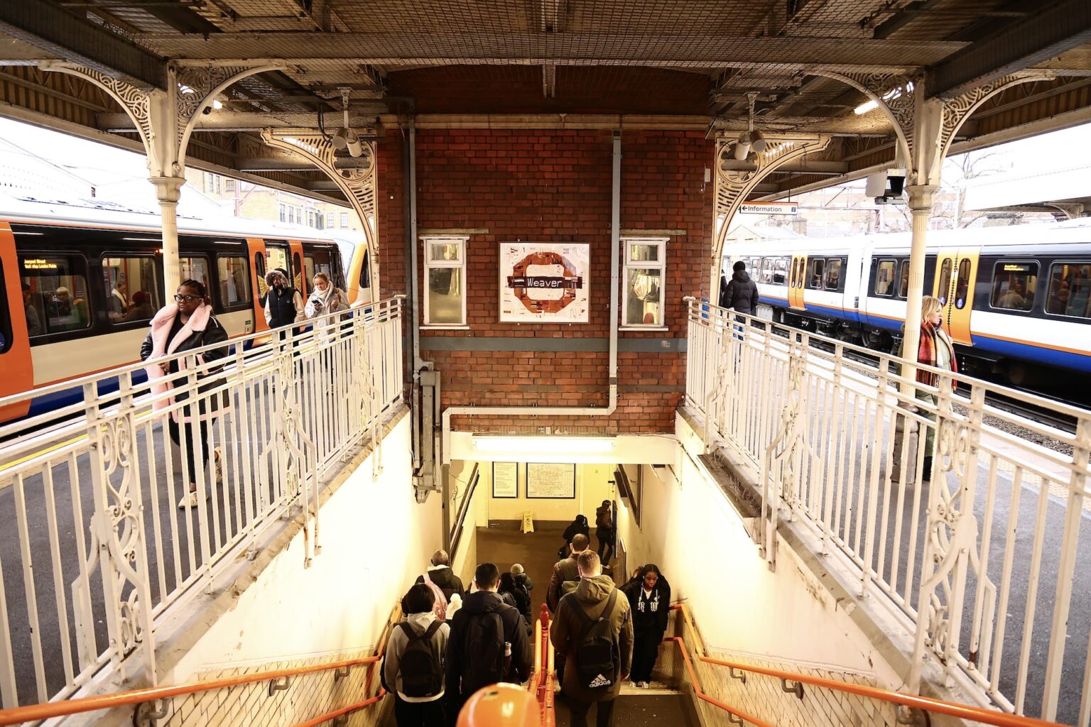 TfL Unveils New Roundel at Hackney Downs to Celebrate Weaver Line ...
