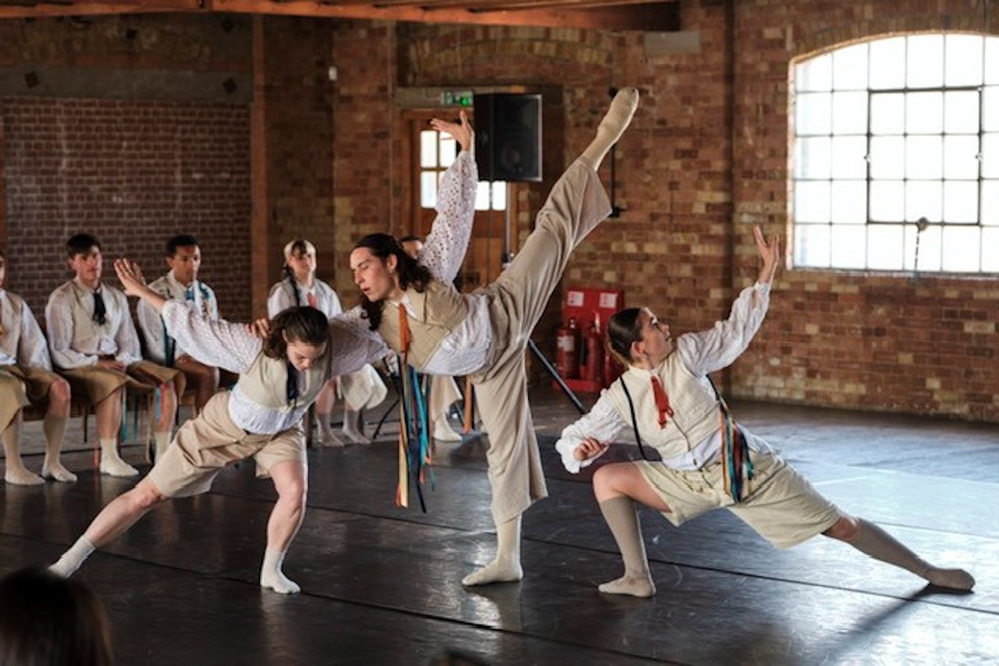 Tracing-Movement-5.-by-Robin-Kent - FAD Magazine