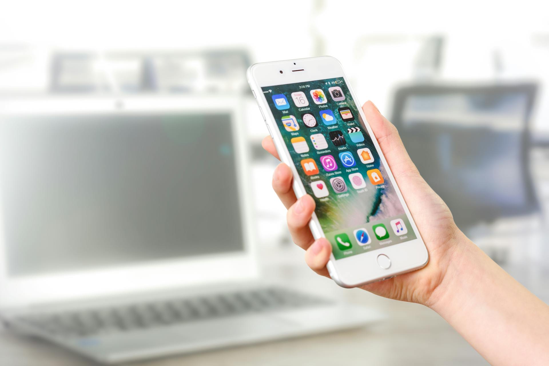 Exploring the Tech Behind Automatic Screen Brightness - FAD Magazine