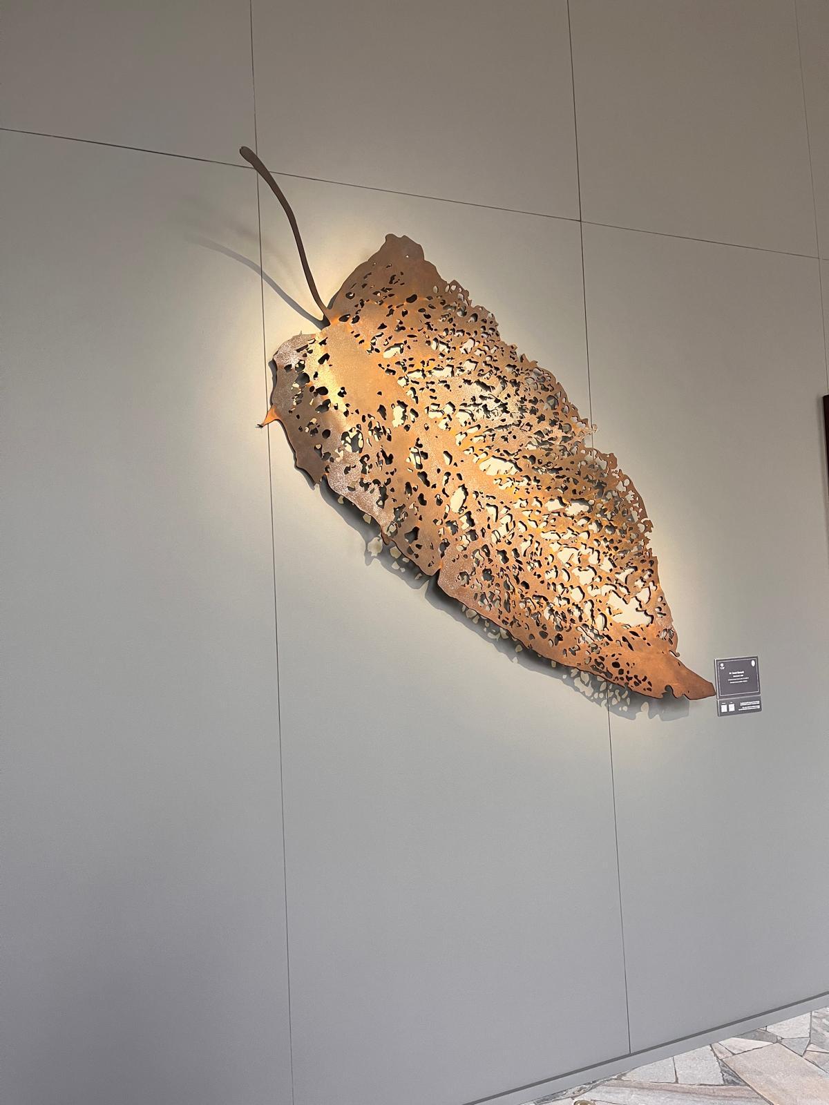 Impressive African artists are also present in the auction itself ...